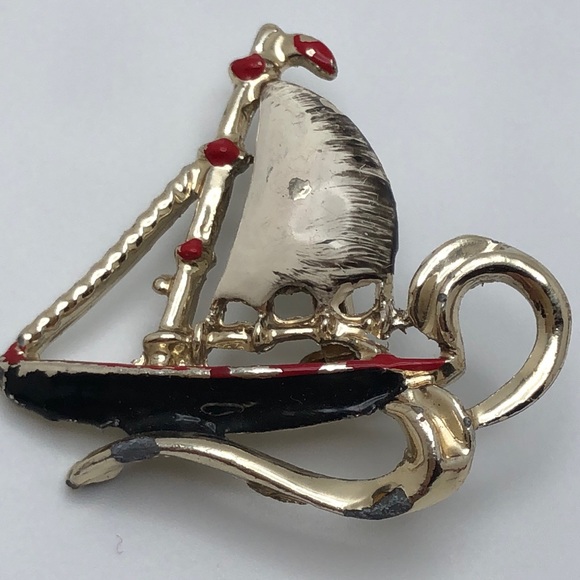 Vintage | Jewelry | Vintage 96s Light Gold Tone Sail Boat Brooch In Red ...